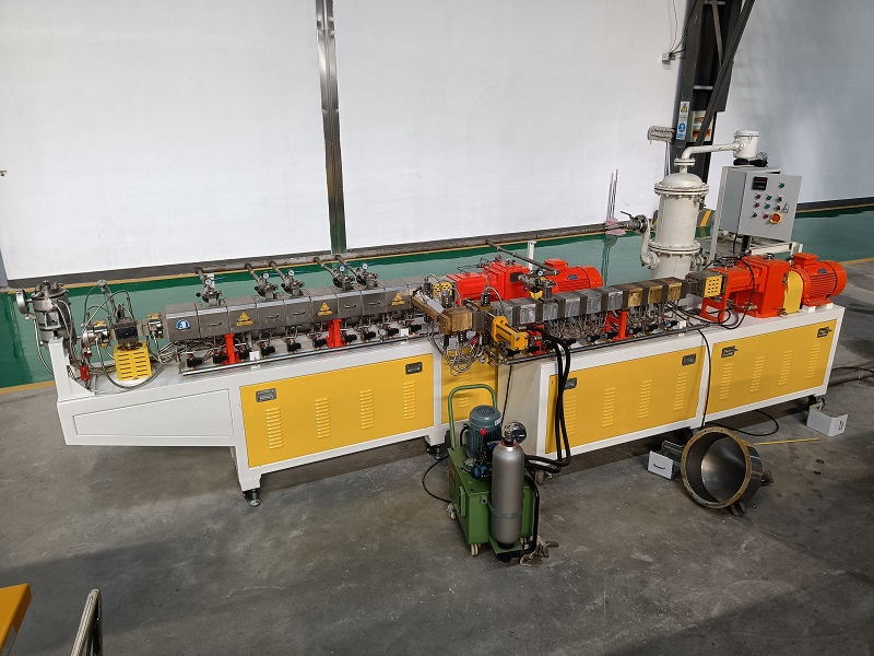 Polymer Devolatilization | CHUANGBO Extruder